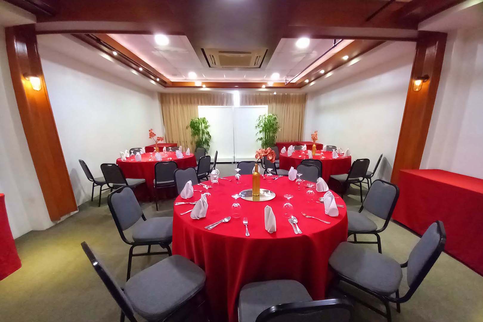 Function Rooms – Travelbee BIG Hotel